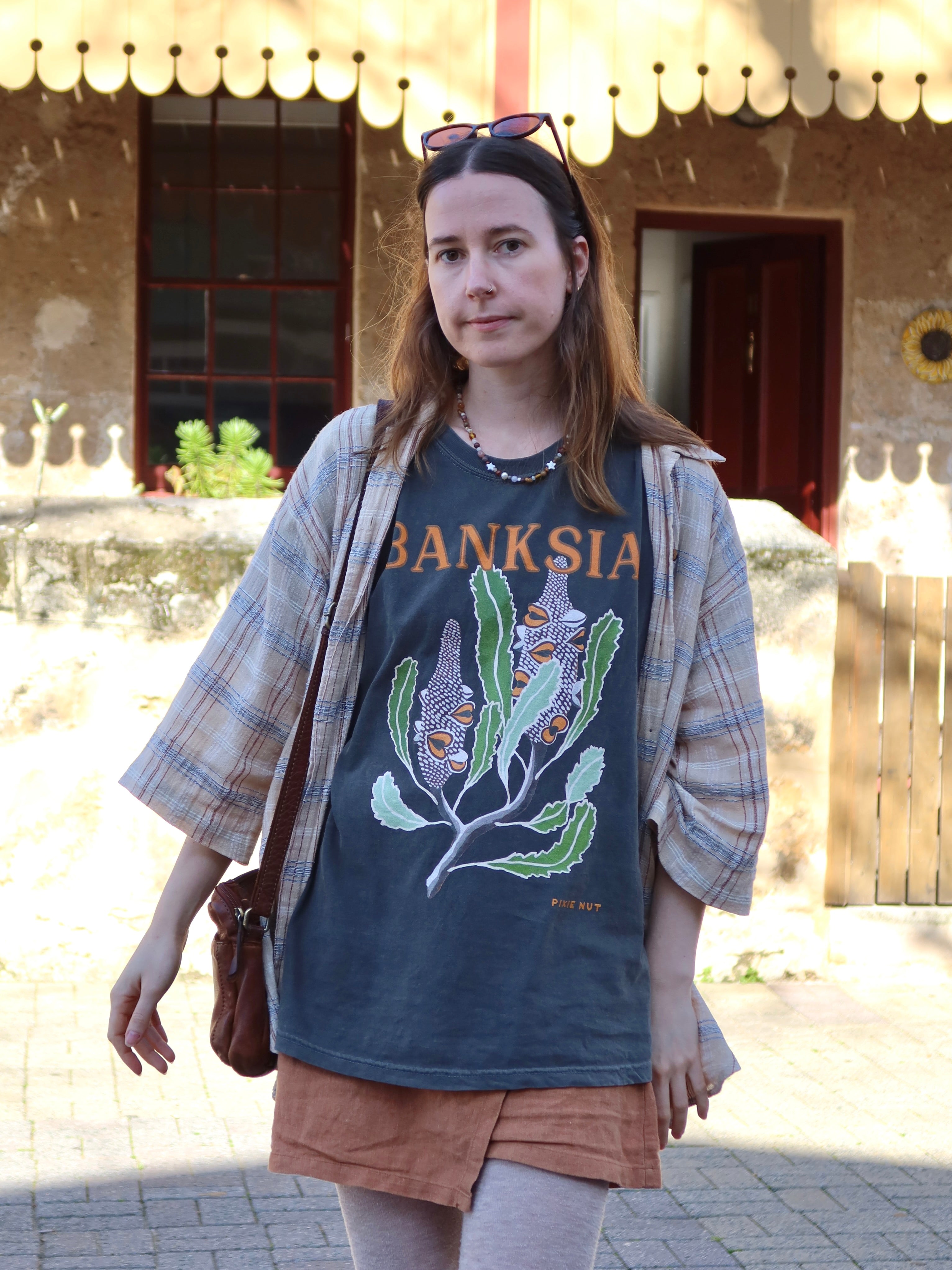 Banksia T-shirt – Pixie Nut & Co.